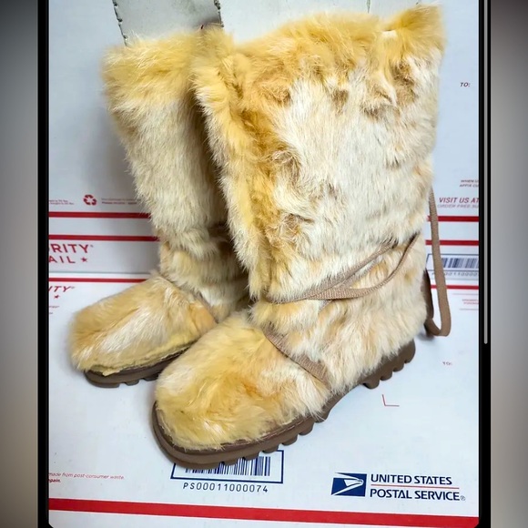 bebe | Shoes | Bebe Light Blonde Fur Boots Sz 7 | Poshmark